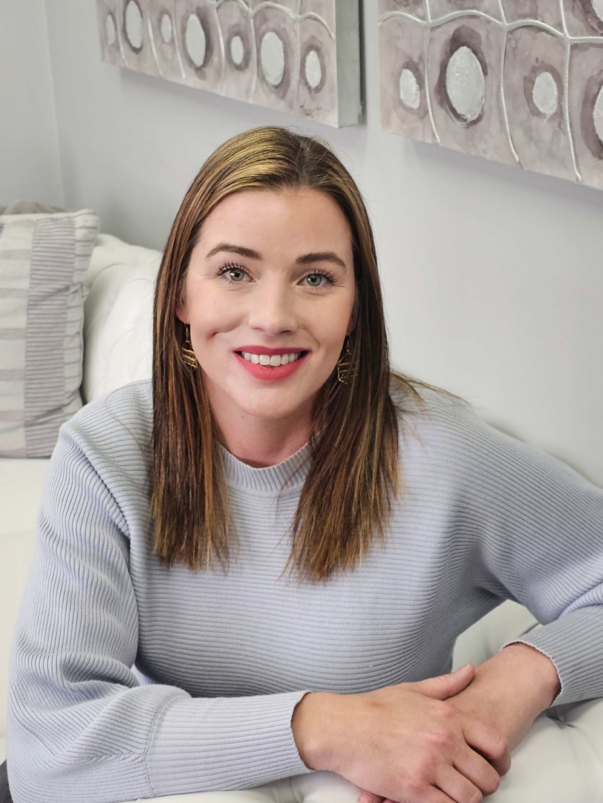 Sienna MacLean | Registered Provisional Psychologist in Calgary